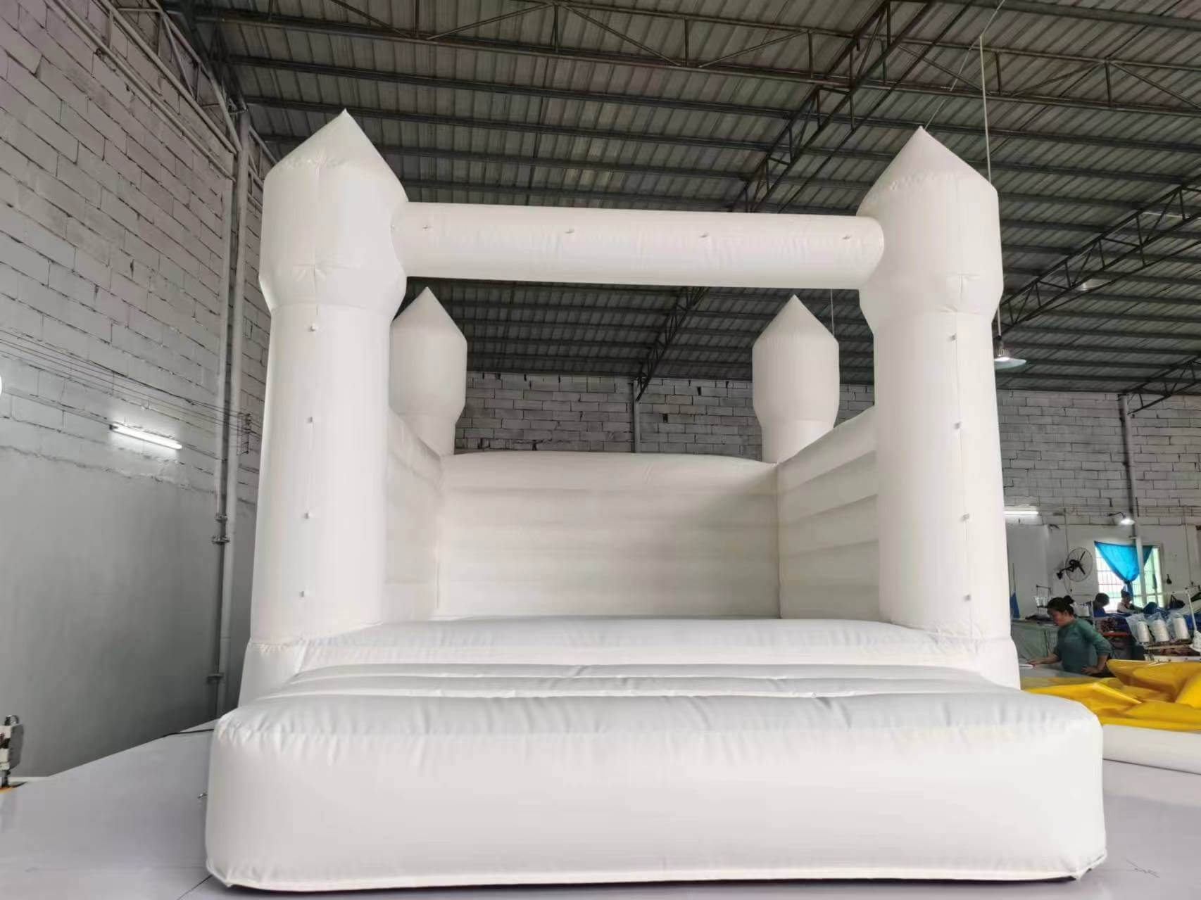 Inflatable White Bounce House with Blower - Minyefun